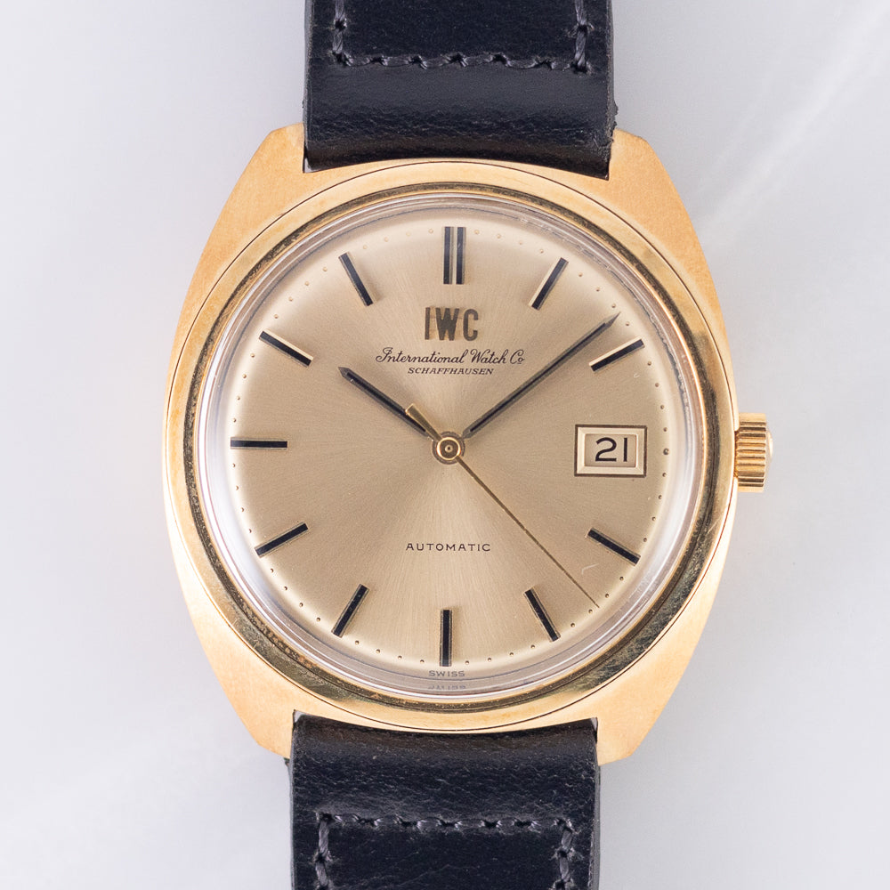 IWC 18K YELLOW GOLD – TIMEANAGRAM