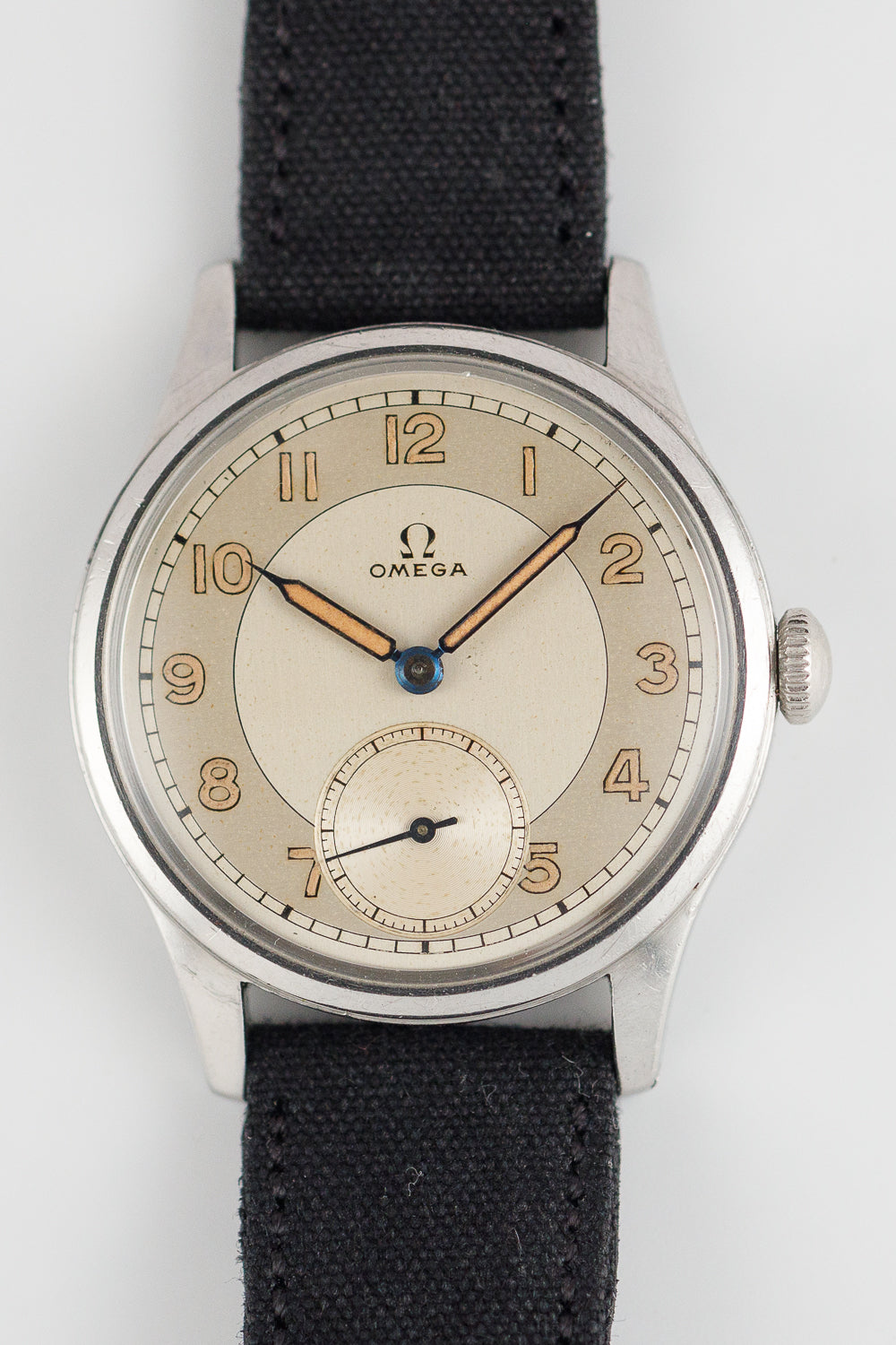 OMEGA Ref.2400 SUVERAN – TIMEANAGRAM